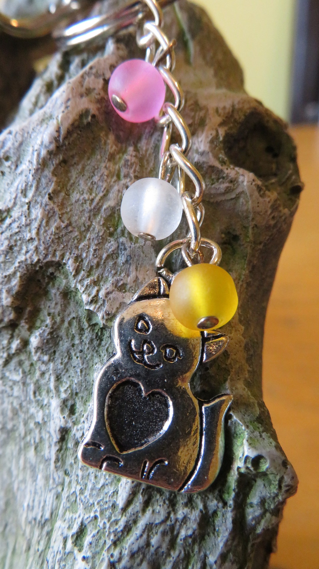 Unique & Colourful Cat Keyring With Pretty Pink Yellow and White Beads ...