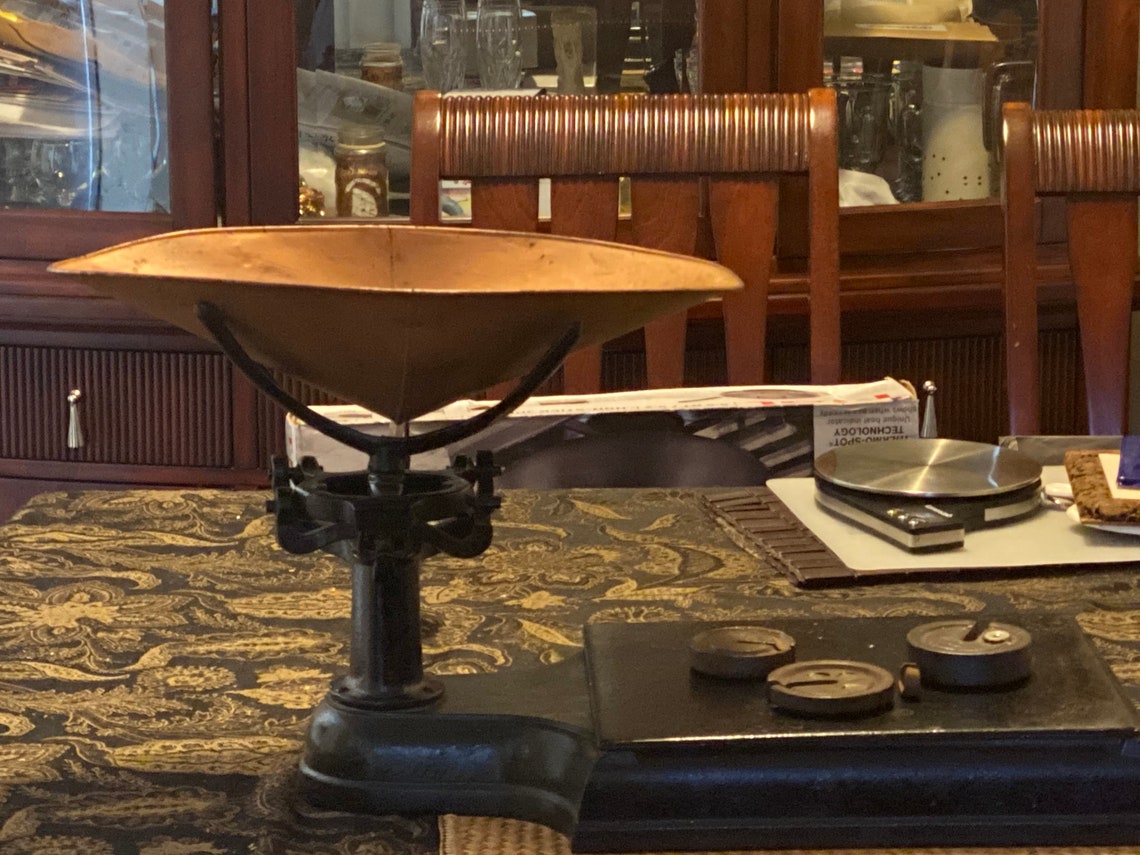 Rare Find Vintage Gurney Hamilton Cast Iron Platform Counter Scale and ...