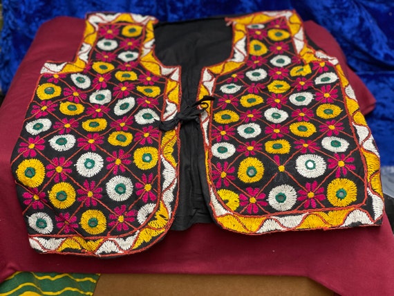 VINTAGE Indian Rajasthani Traditional Hand Made Embro… - Gem