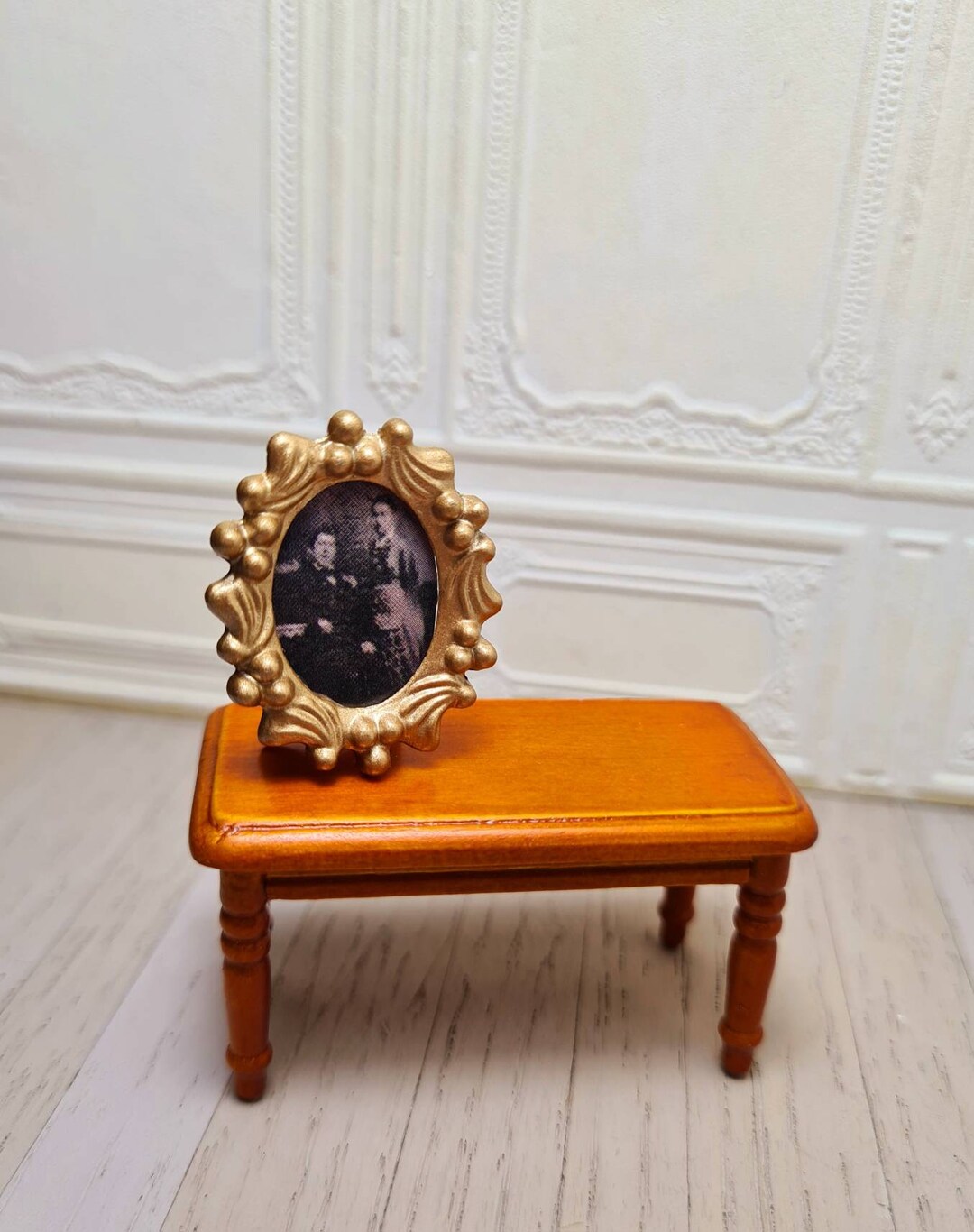 1:12 Scale Gold Oval Metal Standing Picture Frame - Etsy