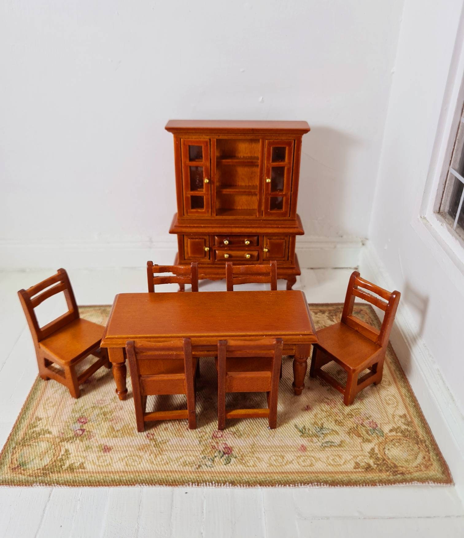 Oak Dining Room Hutch