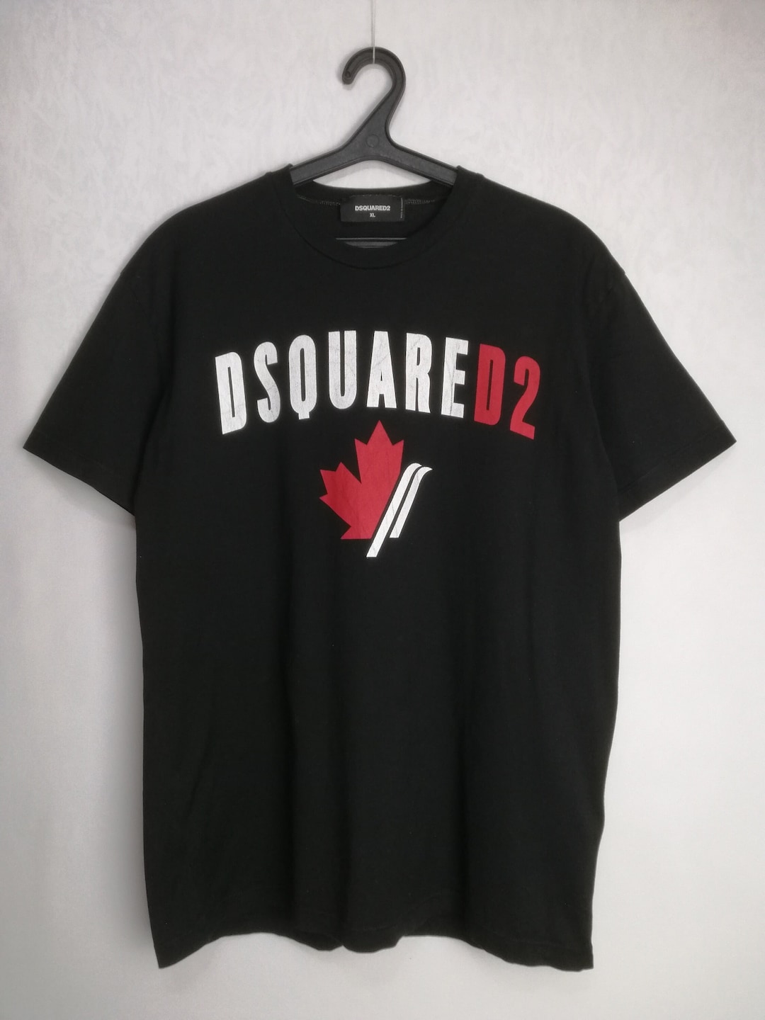 DSQUARED2 Maple Leaf T-shirt, Mens Designer Cotton Shirt, Unisex Big Logo Graphic Tee, Short ...