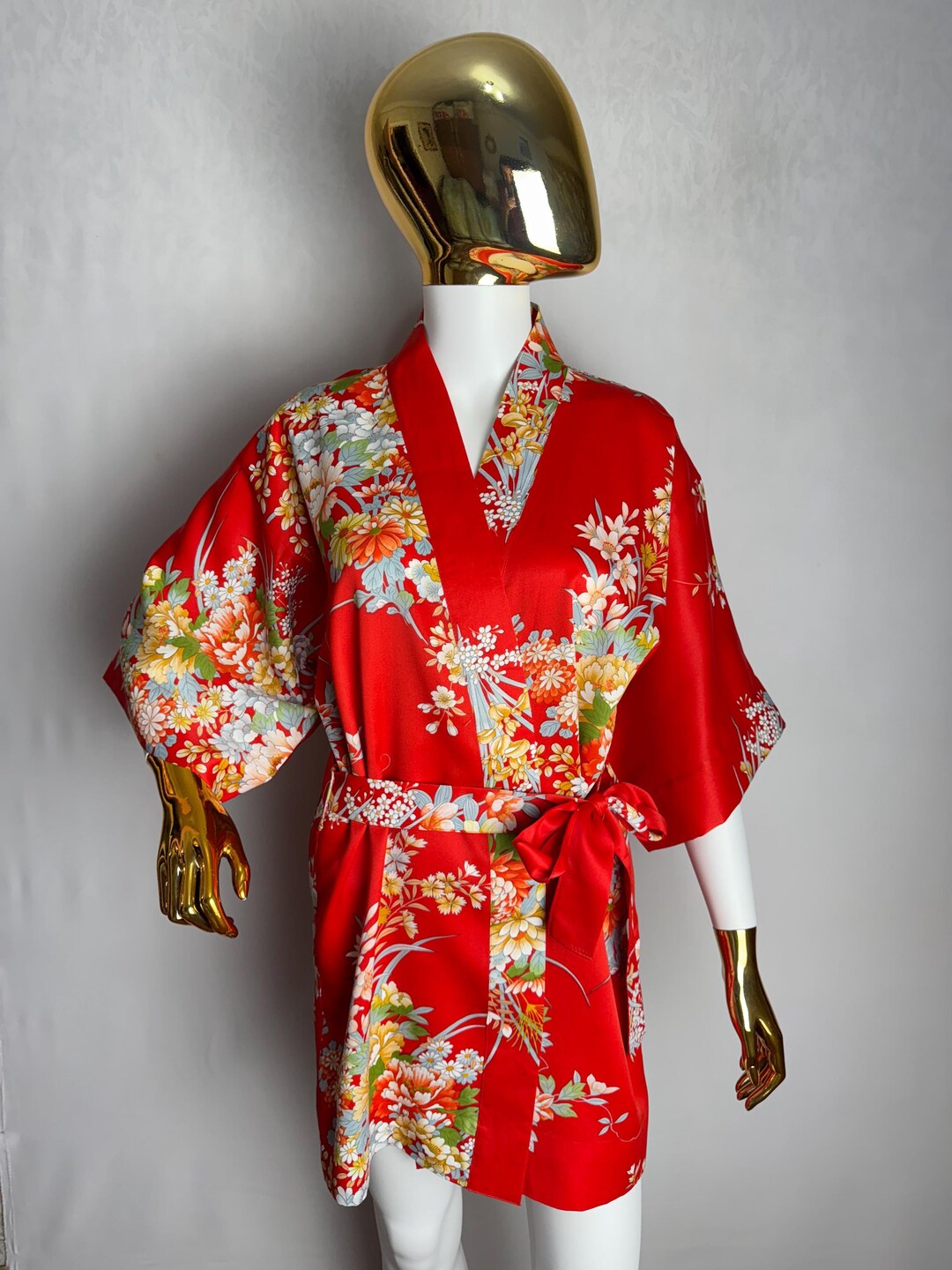 80s Floral Print Kimono, Traditional Japanese Robe, Silky Tie Belt ...