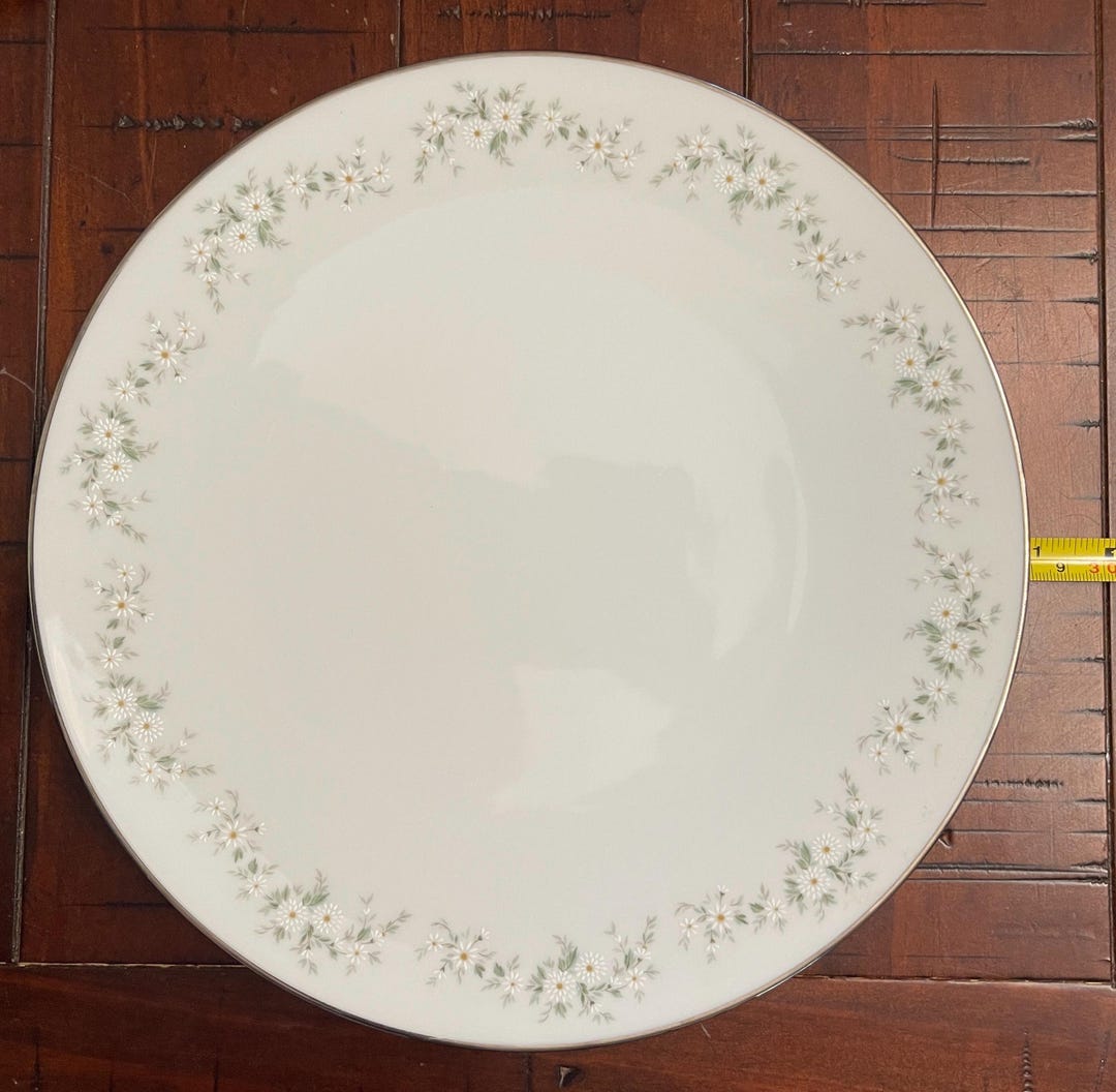 Annabelle Dinner Plate by Noritake - Etsy