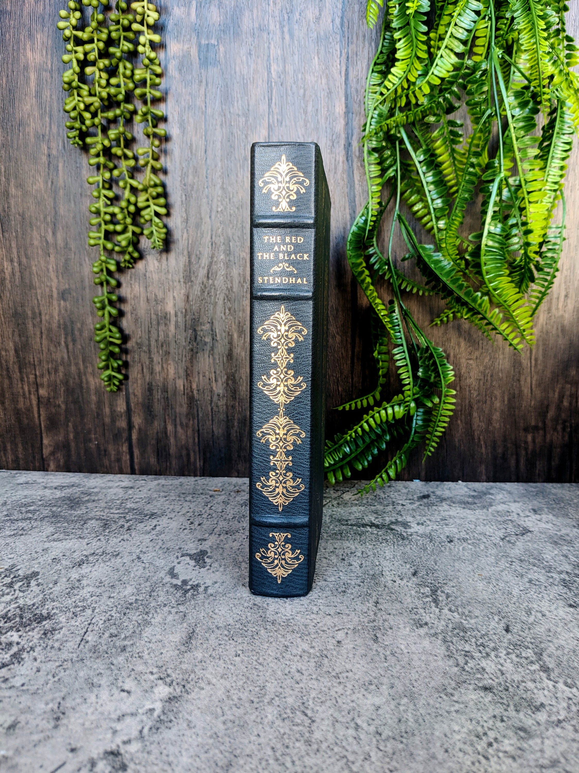 The Red and the Black Stendhal 1981 Franklin Library Aesthetic Vintage ...