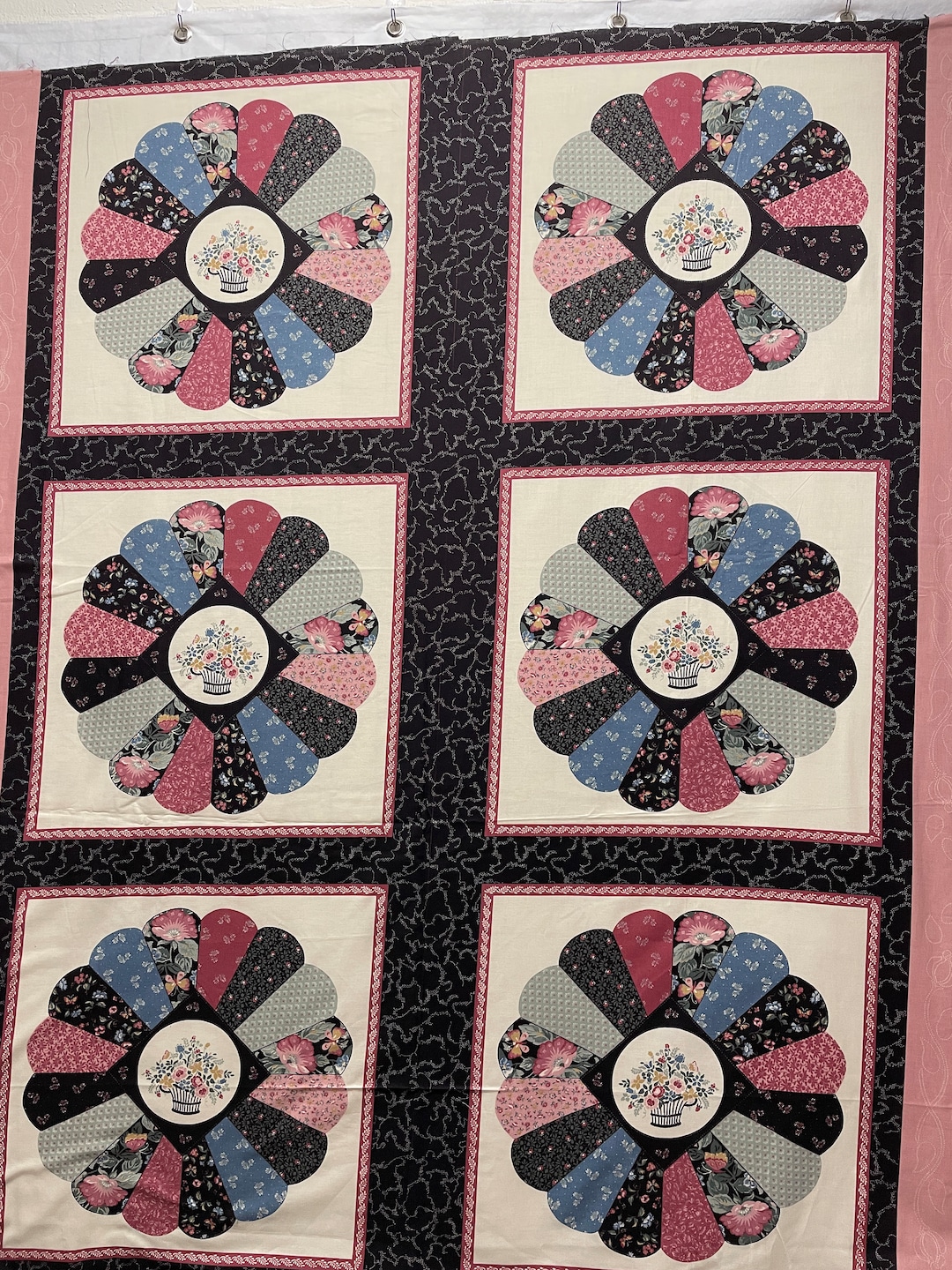 Spring Industries Dresden Plate Cheater Quilt Fabric; 2.5 Yards ...