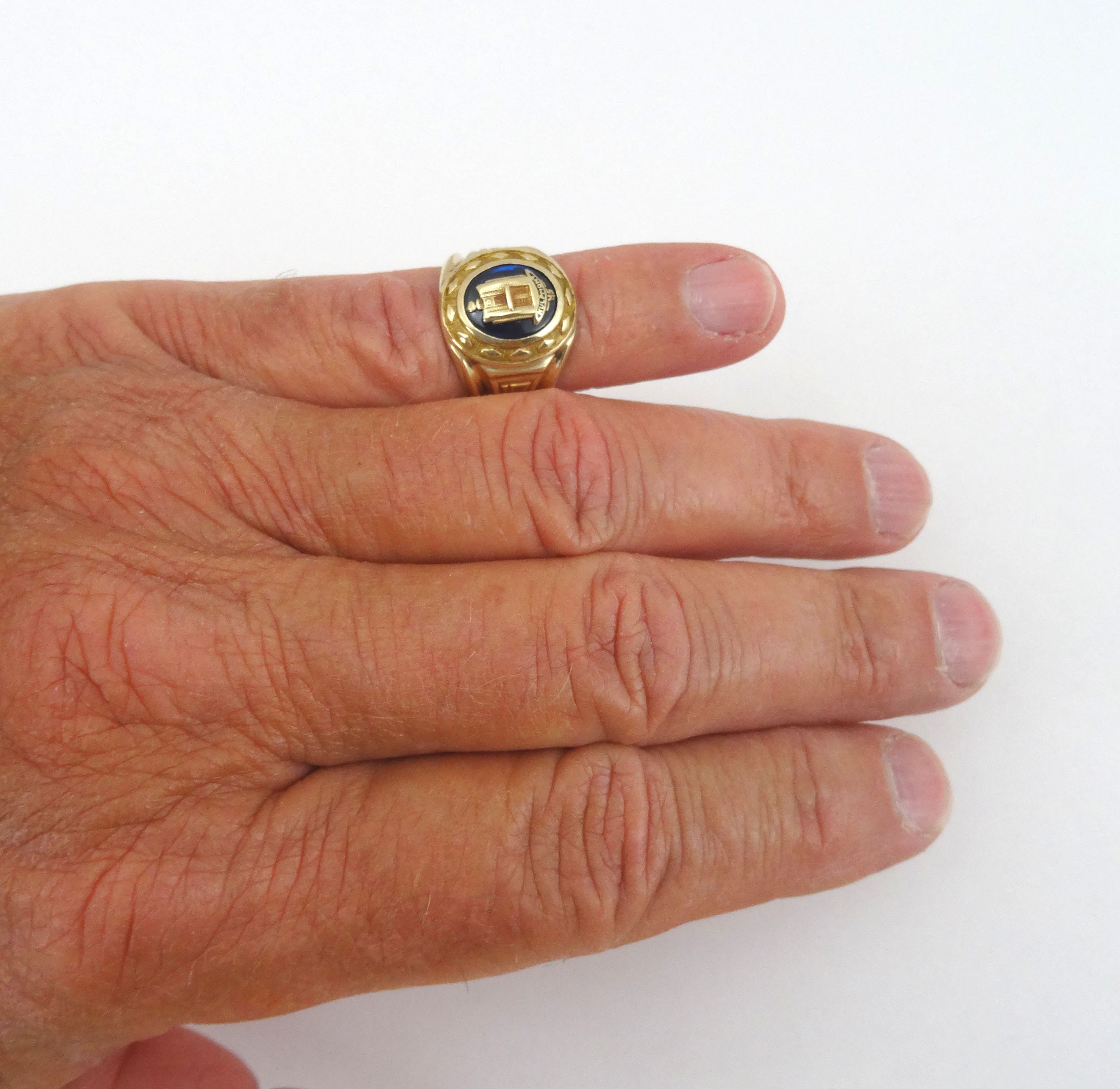 Dieges & Clust Class Ring 10k Yellow Gold 1956 Kulpmont, PA Dieges & Clust Class Ring 10k Yellow Gold 1956 Kulpmont, PA