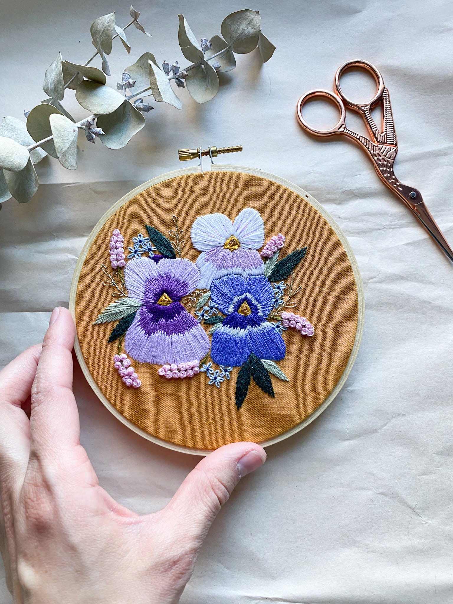 Floral Embroidery Hoop Hand Embroidery Wall Decor Floral - Etsy