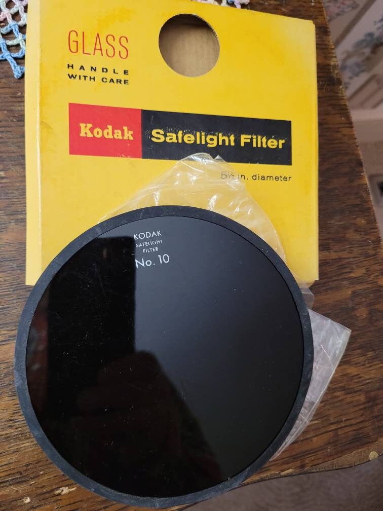 Kodak Safelight Filter 5.5 Inch No. 10 Glass Filter - Etsy