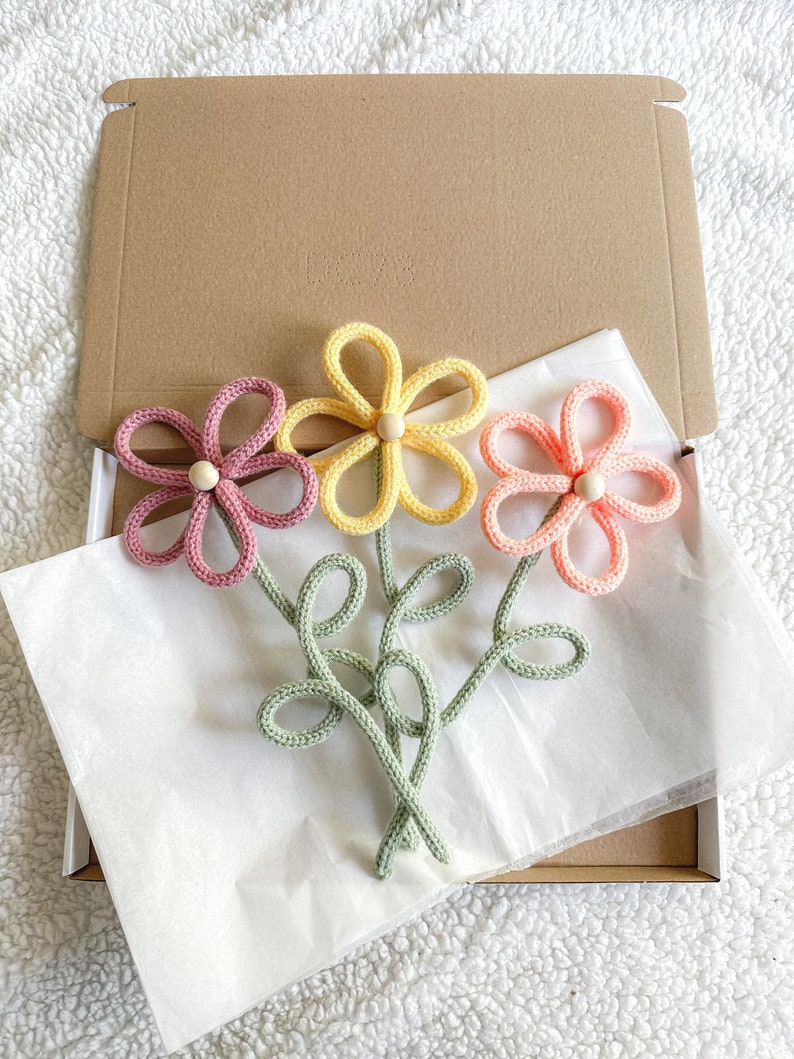 Knitted Wire Flower With Stem - Etsy UK