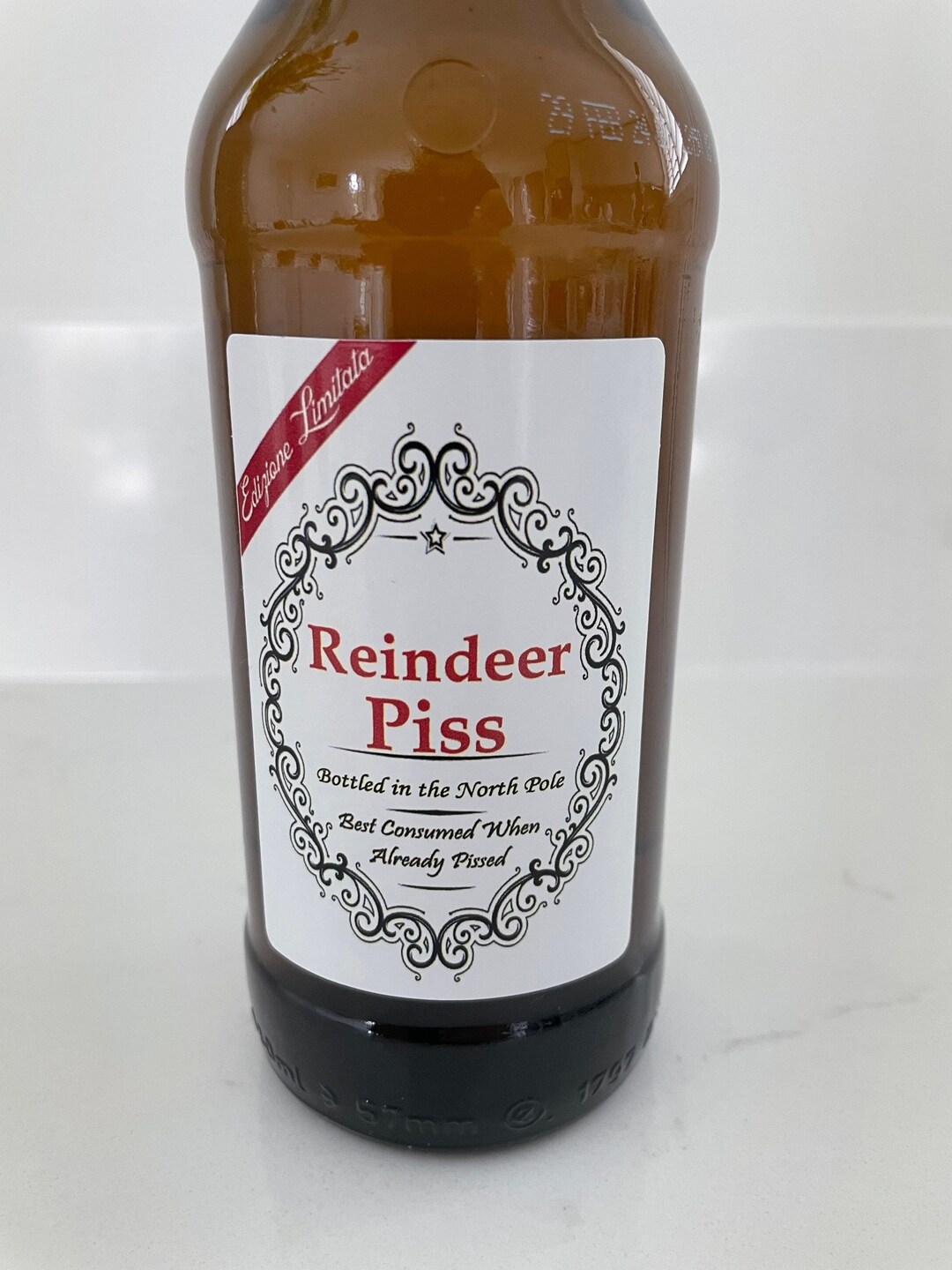 4 X Reindeer P!ss Beer Bottle Labels Christmas Funny Novelty Joke ...