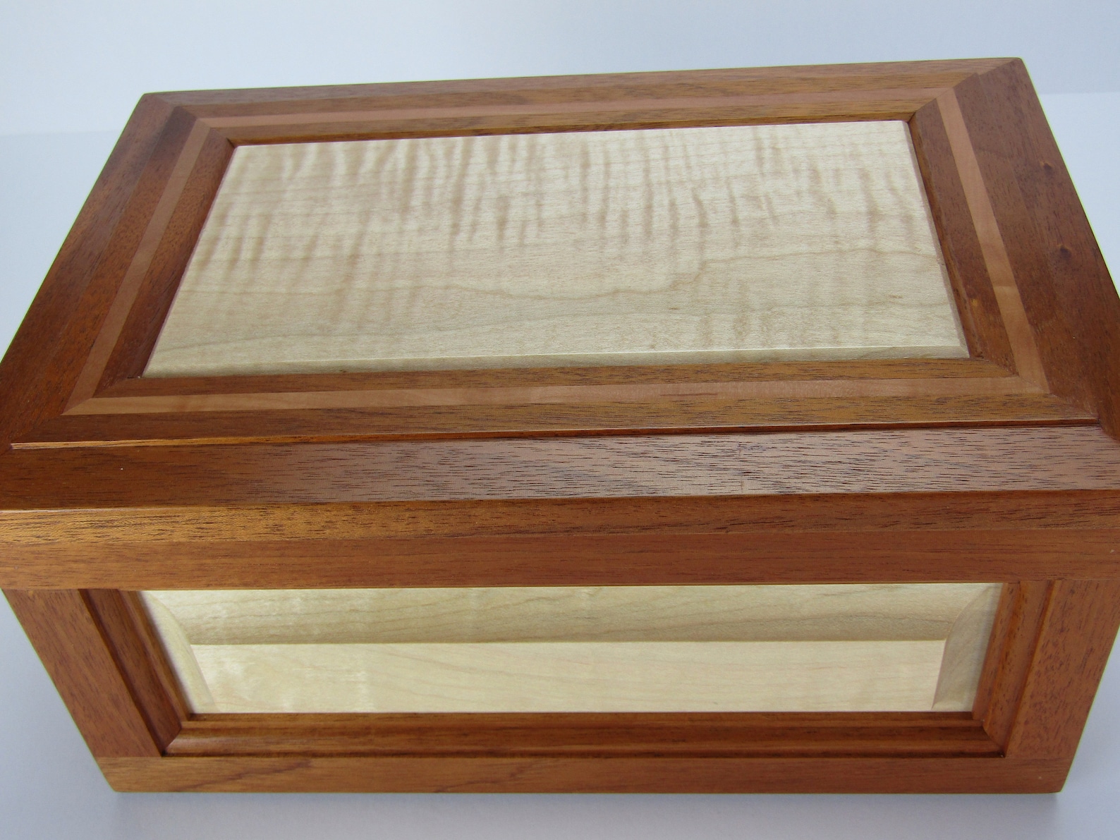 Beautiful Wood Box With Lid Handmade From Select Hardwood Makes a Fine ...