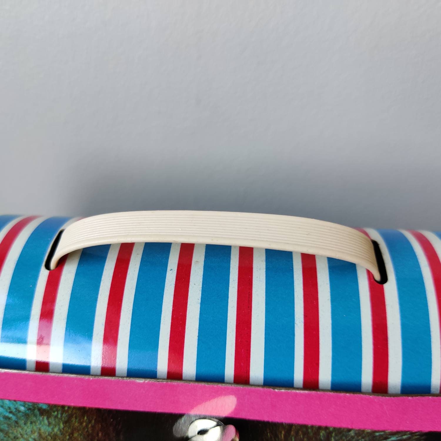 Adorable Soviet Vintage Oval Tin Case, Russian Kids Lunch Box, Cats on ...