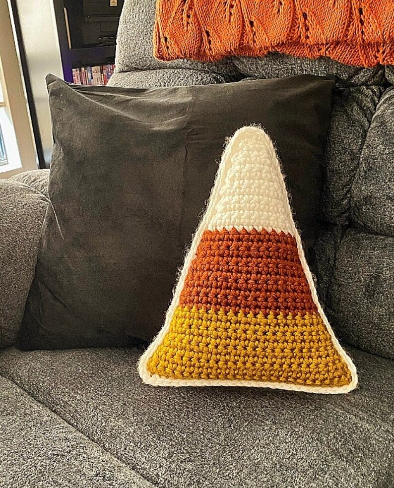 Crochet Pattern/ Candy Corn Pillow/ PDF Download Only - Etsy