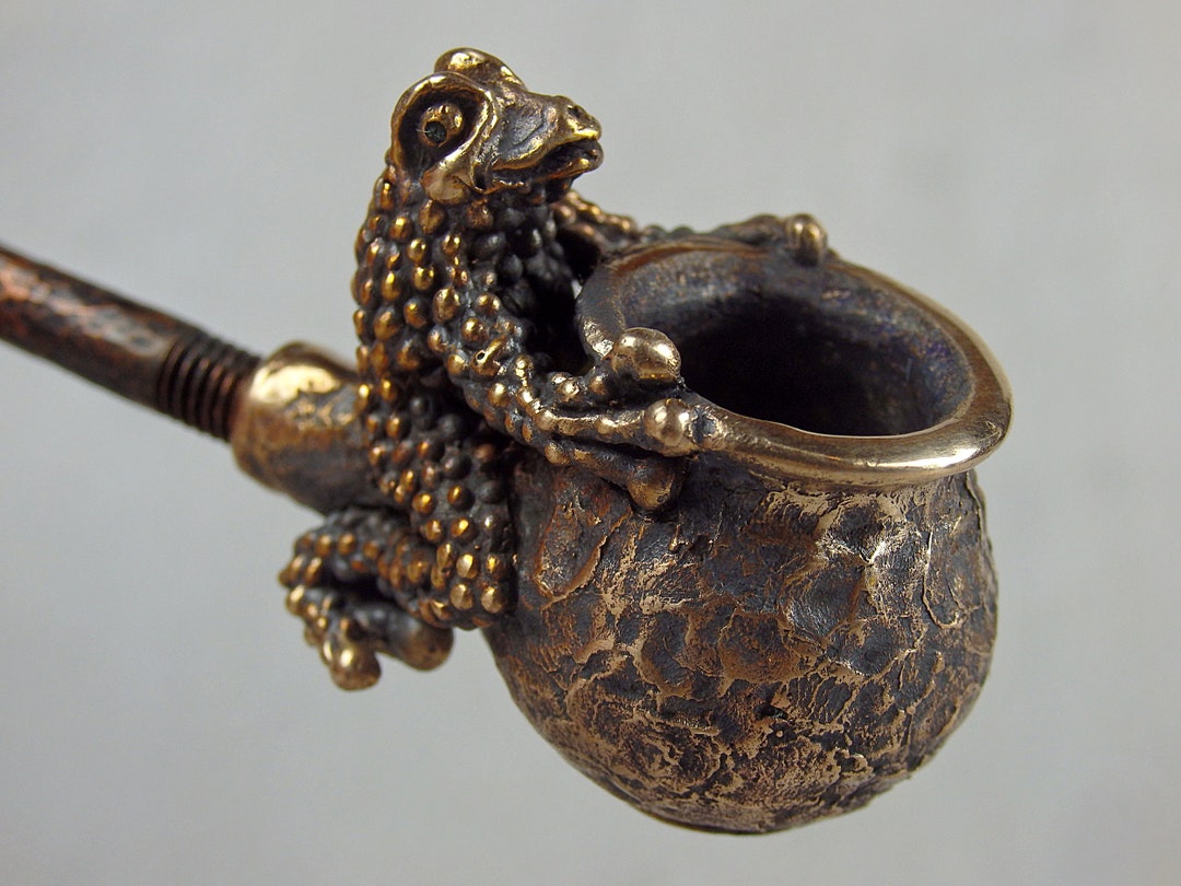 Frog Smoking Pipe, Original Hand Made Pipe, Custom Bronze Smoking ...