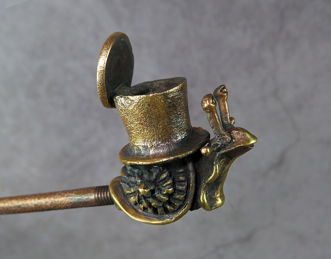 Snail in Top Hat Pipe With Lid, Handcrafted Bronze Smoking Set ...