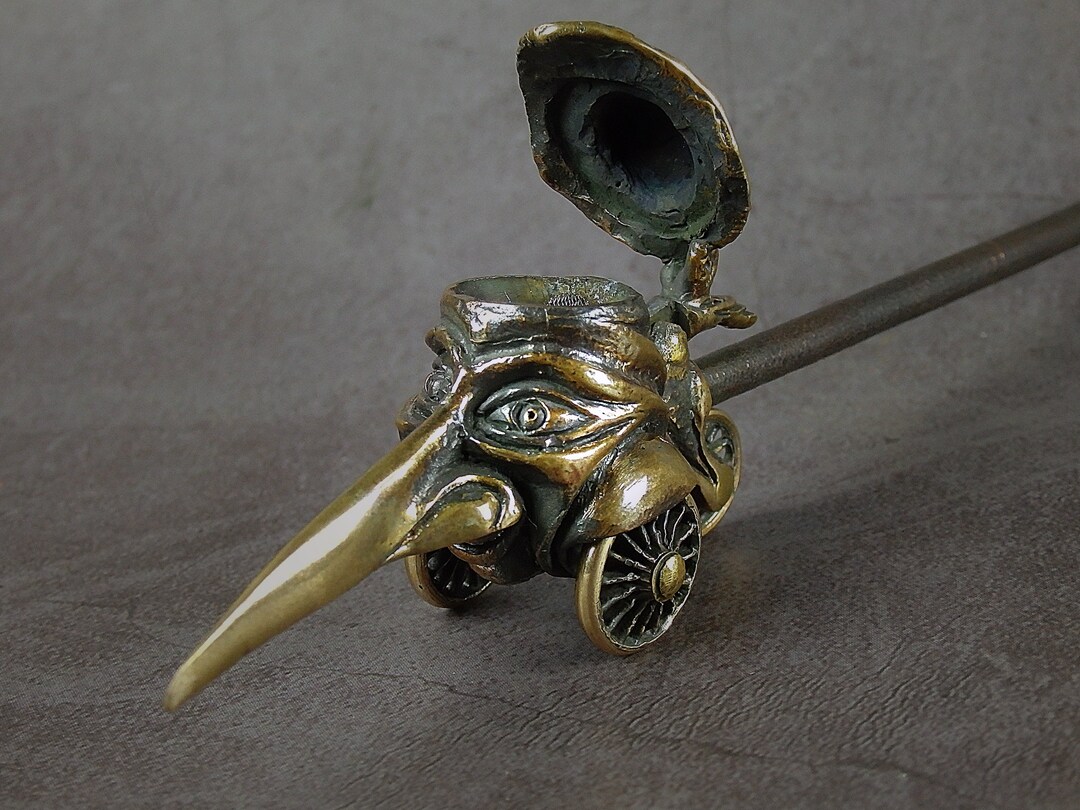 Head on Wheels Smoking Pipe With Lid, Handcrafted Smoking Set, Custom ...