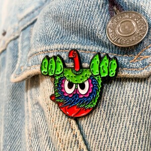 Peeping Phanatic Pin - Philadelphia Phillies, the Phanatic - Etsy