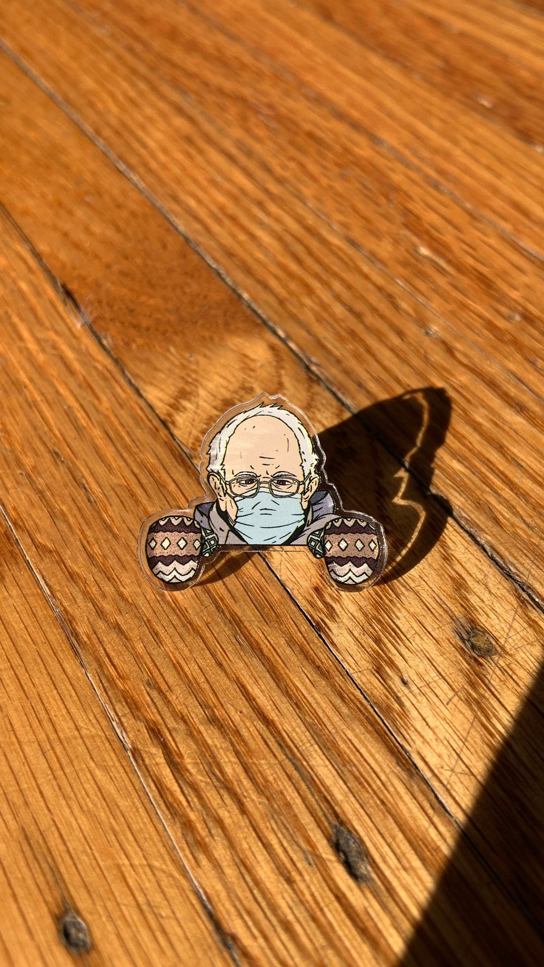 Peeping Bernie Sanders Pin - Miz Mittens - Etsy