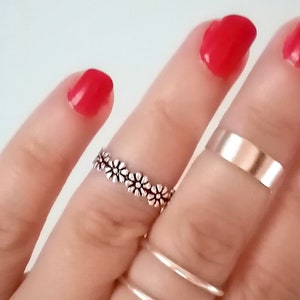 Foot Ring With Daisies in 925 Sterling Silver, Foot Ring With Flowers ...