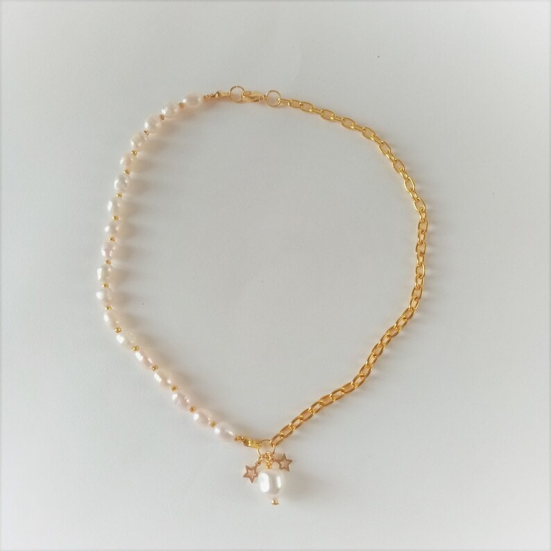 New Middle Necklace of Pearls and Gold Chain With Little - Etsy