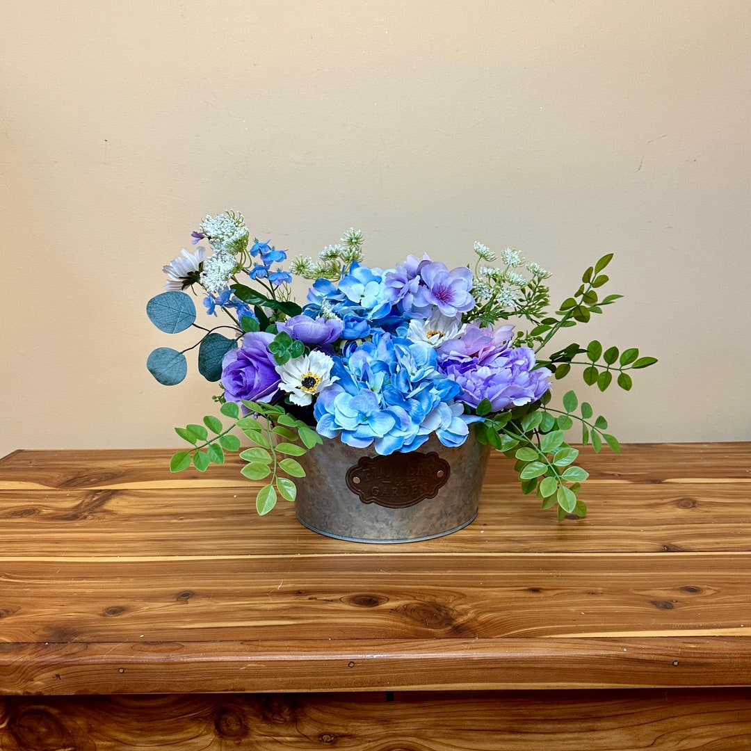 Blue Hydrangea, Spring Flower Arrangement - Etsy