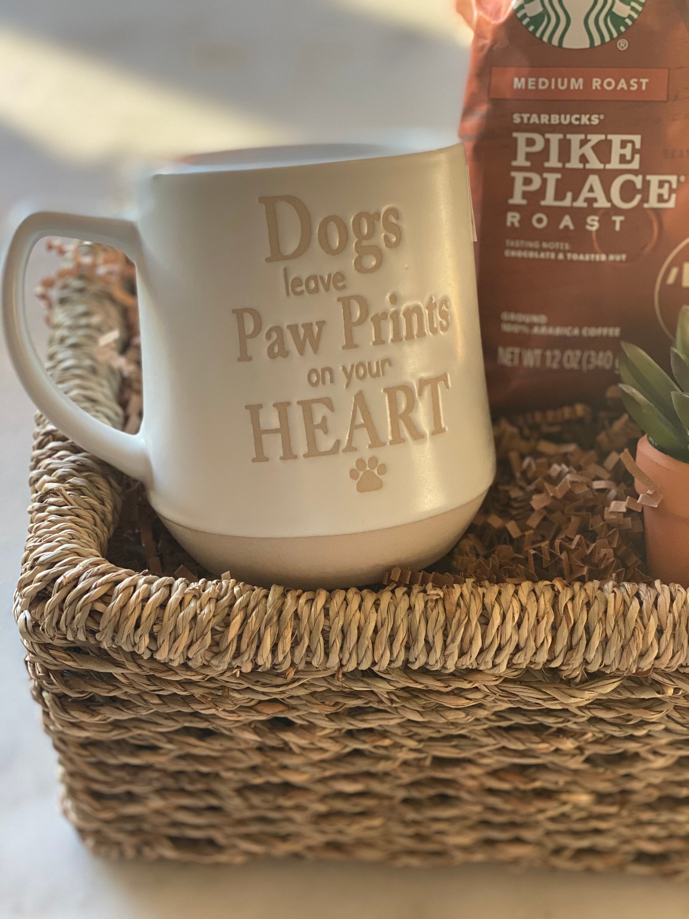 Dog lover gift/Dog themed gifts/Dog mom/Gift basket/Themed | Etsy