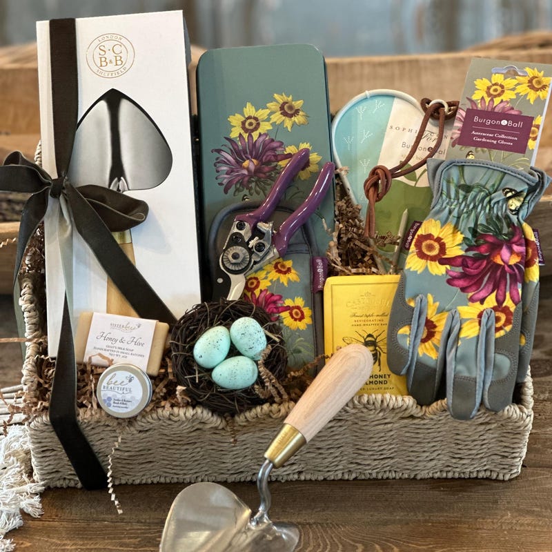 High End Gardening Gifts - 60+ Gift Ideas for 2026