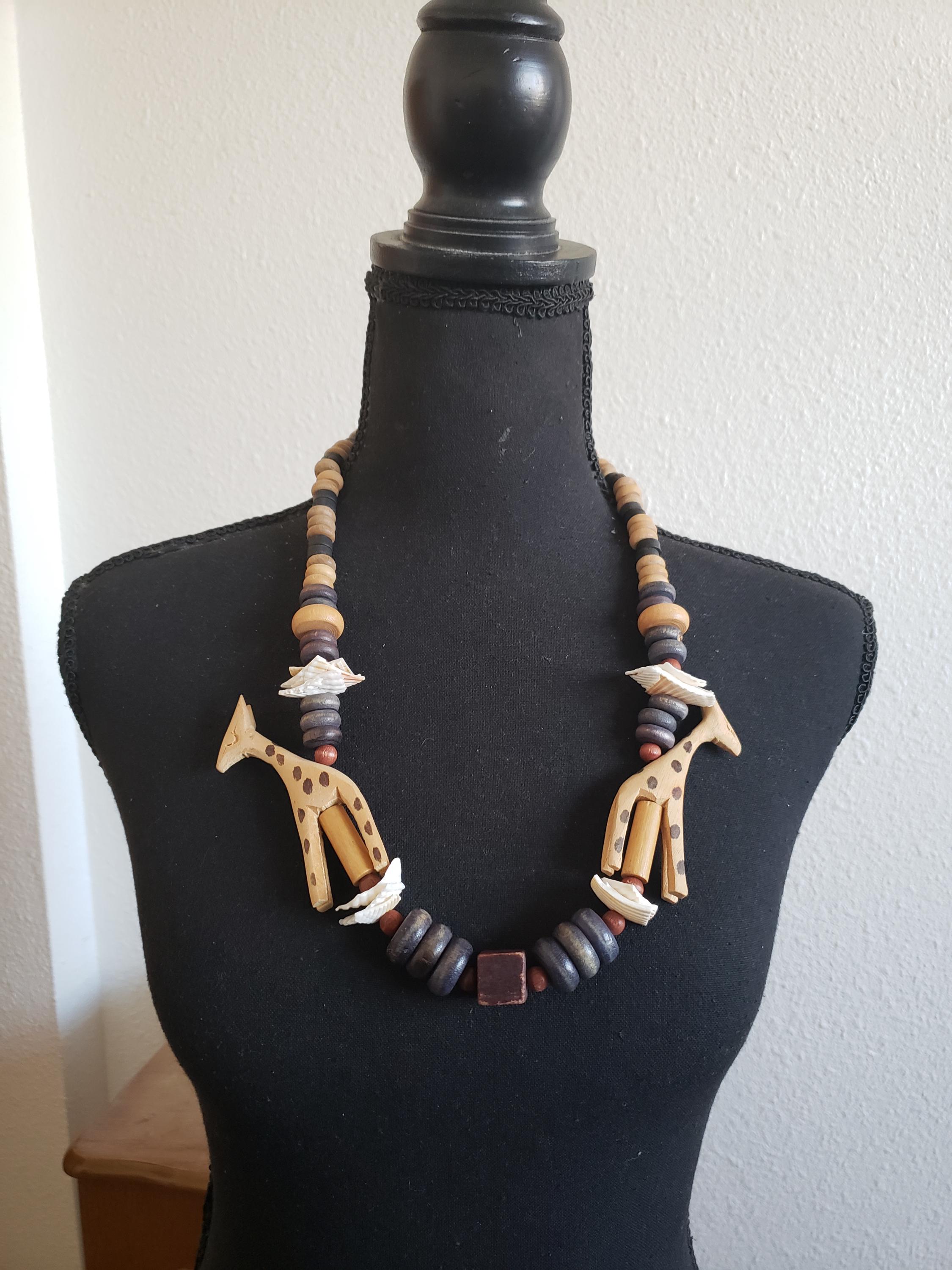 Vintage Chunky Shell Large Wooden Beads Africa Jiraffe Zoo Necklace ...