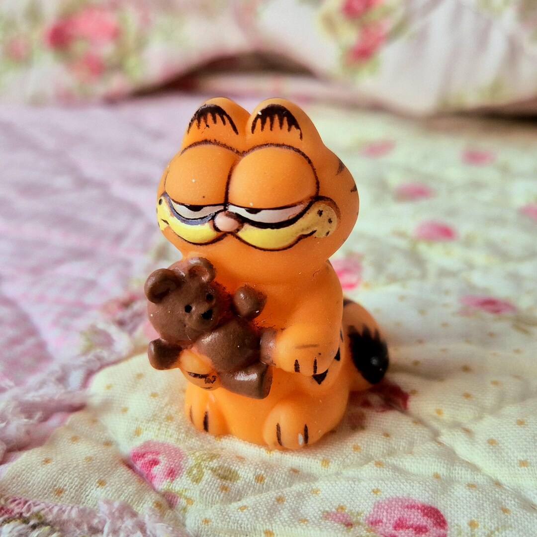 Vintage 1980s Garfield Karvinen Pencil Topper With Teddy – Hong Kong ...