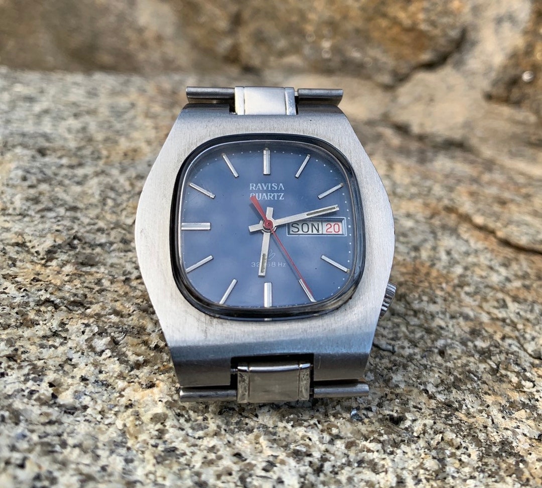 Ravisa Quartz 32768 Hz Day Date – Vintage Watch - Etsy