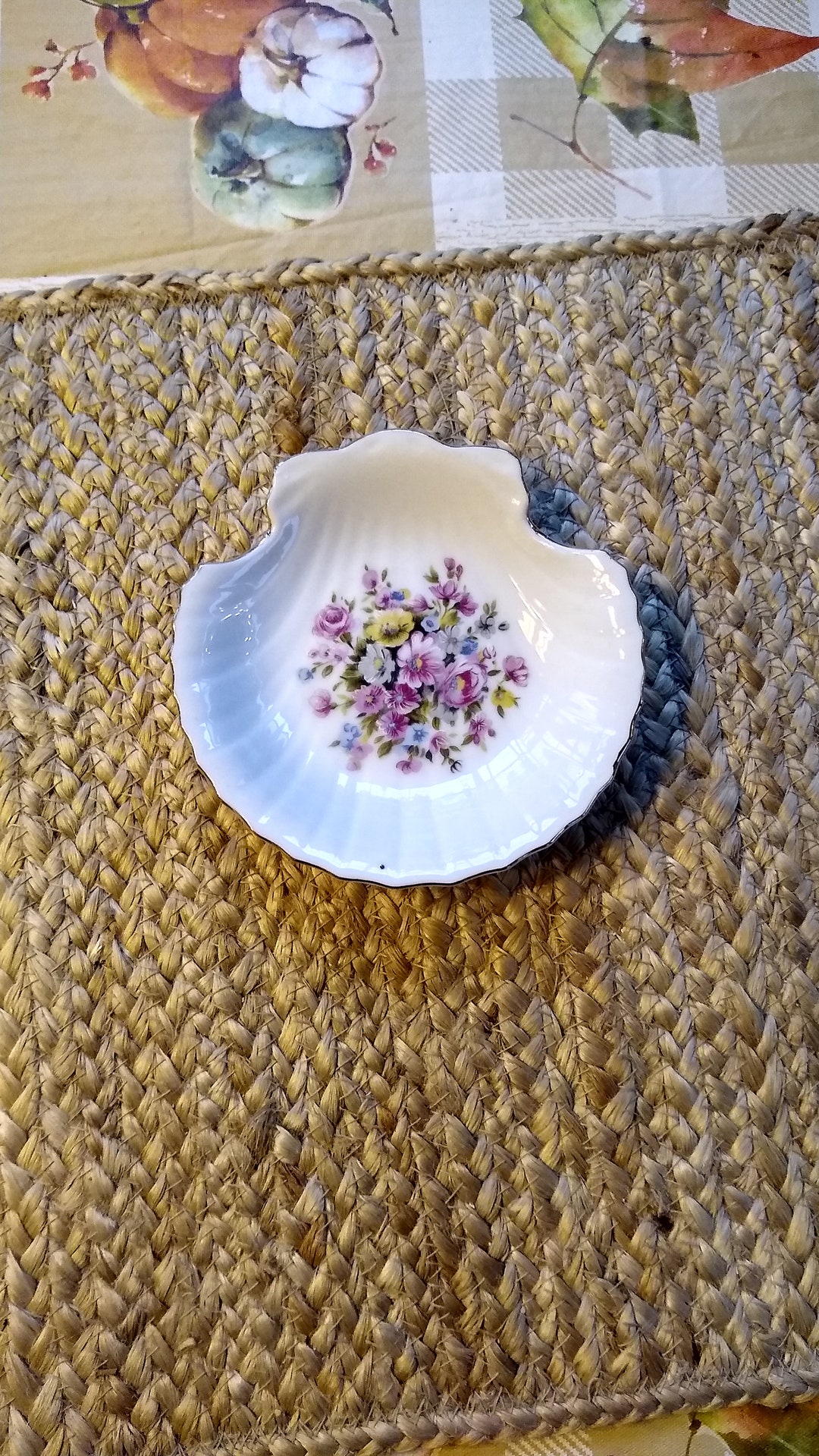 Andrea by Sadek Shell Dish With Floral Design - Etsy