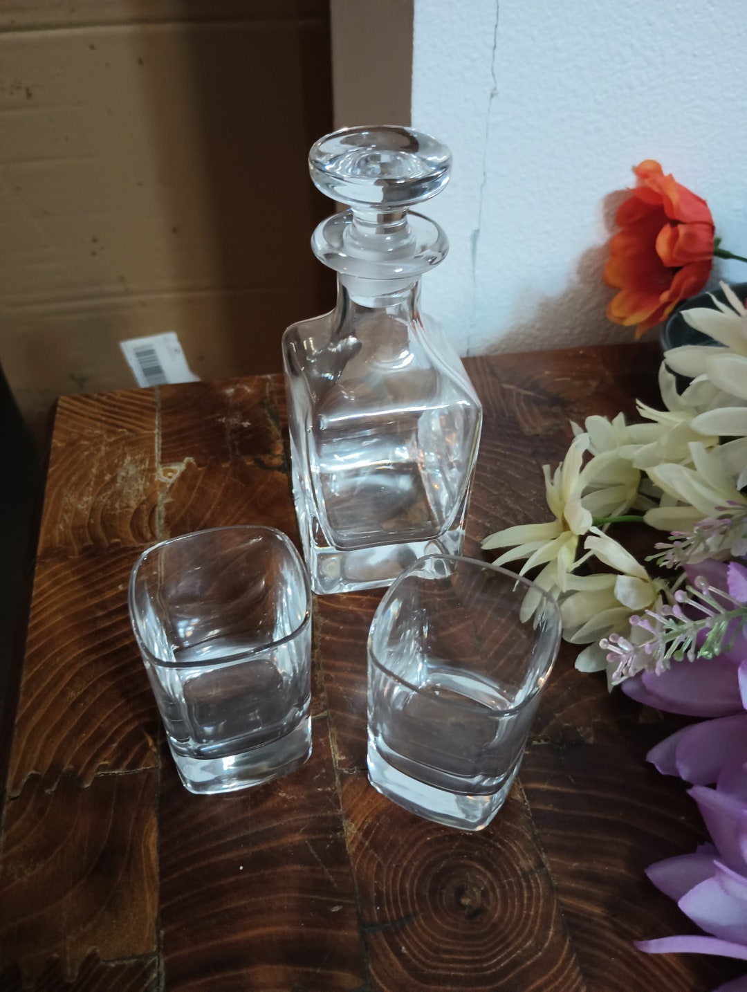 Square Glass Decanter Set: Minimalist Decanter With Shot Glasses - Etsy