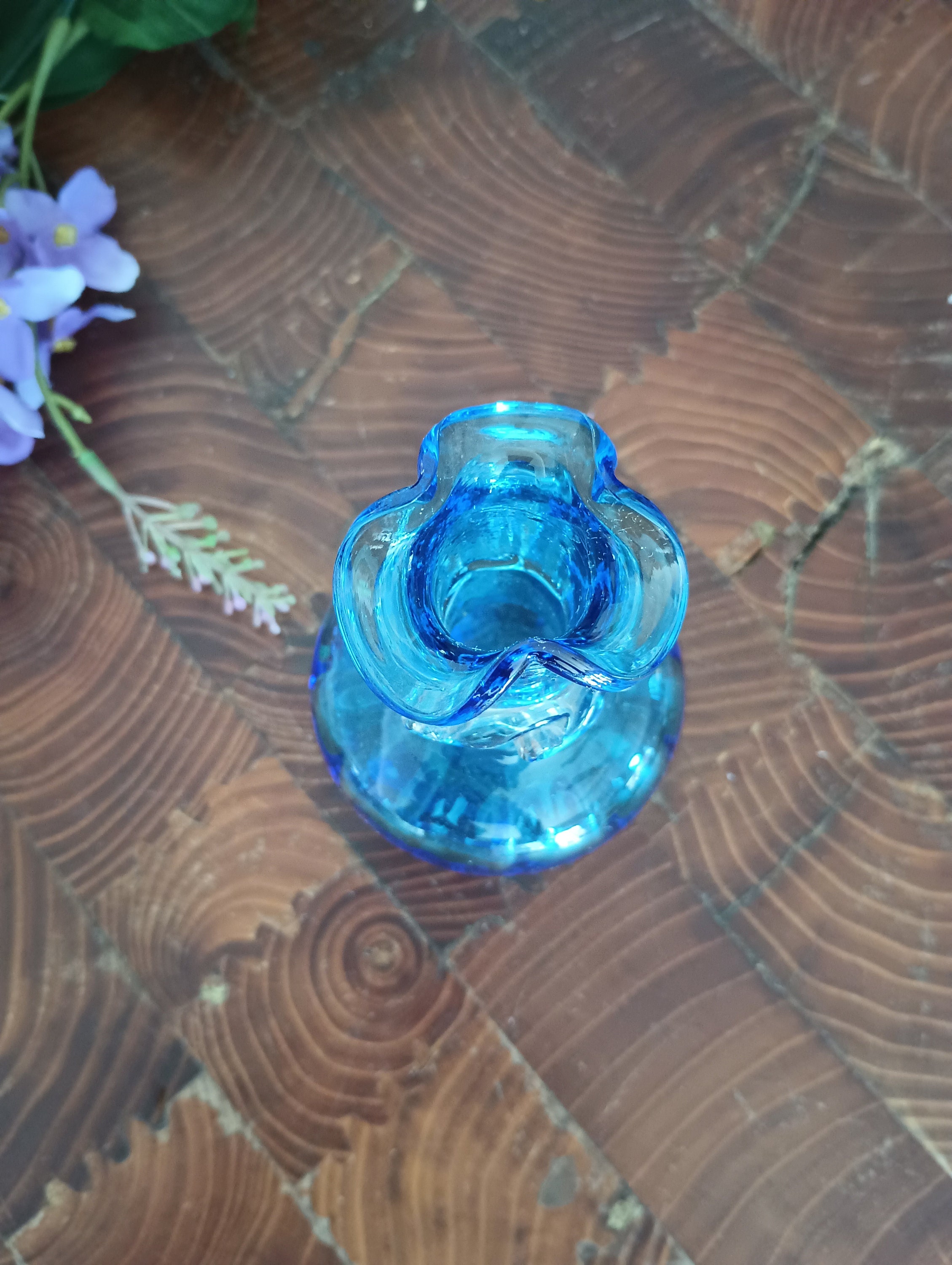 Vintage Blue Glass Ruffle Small Vase - Etsy