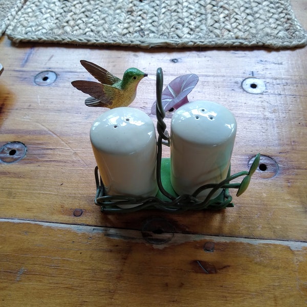 Bird Salt and Pepper Shakers - Etsy