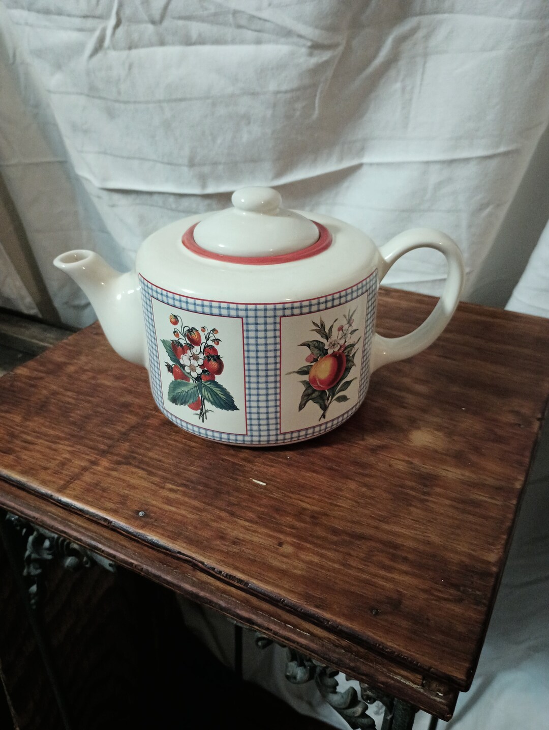 Hawthorne Manor Hallmark Design Collections Ceramic Teapot Fruit/floral ...