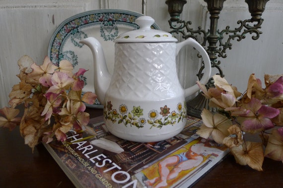 Vintage Alfred Meakin daisy Ironstone Teapot | Etsy