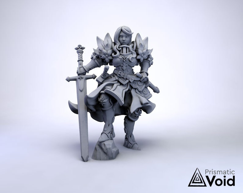 Female Paladin Miniature for Dungeons & Dragons Tabletop - Etsy