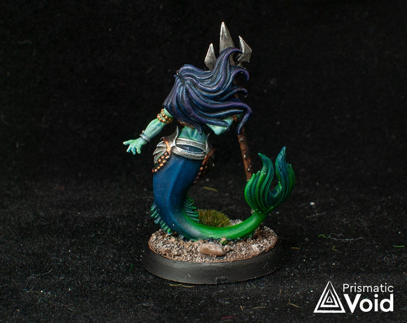 Merfolk Queen / Siren / Mermaid Miniature for Dungeons & | Etsy