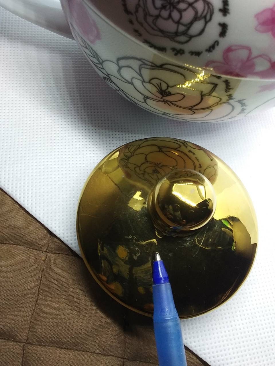 Ciroa Porcelain 3 Piece Teapot and Cup Floral Pink and White Design ...