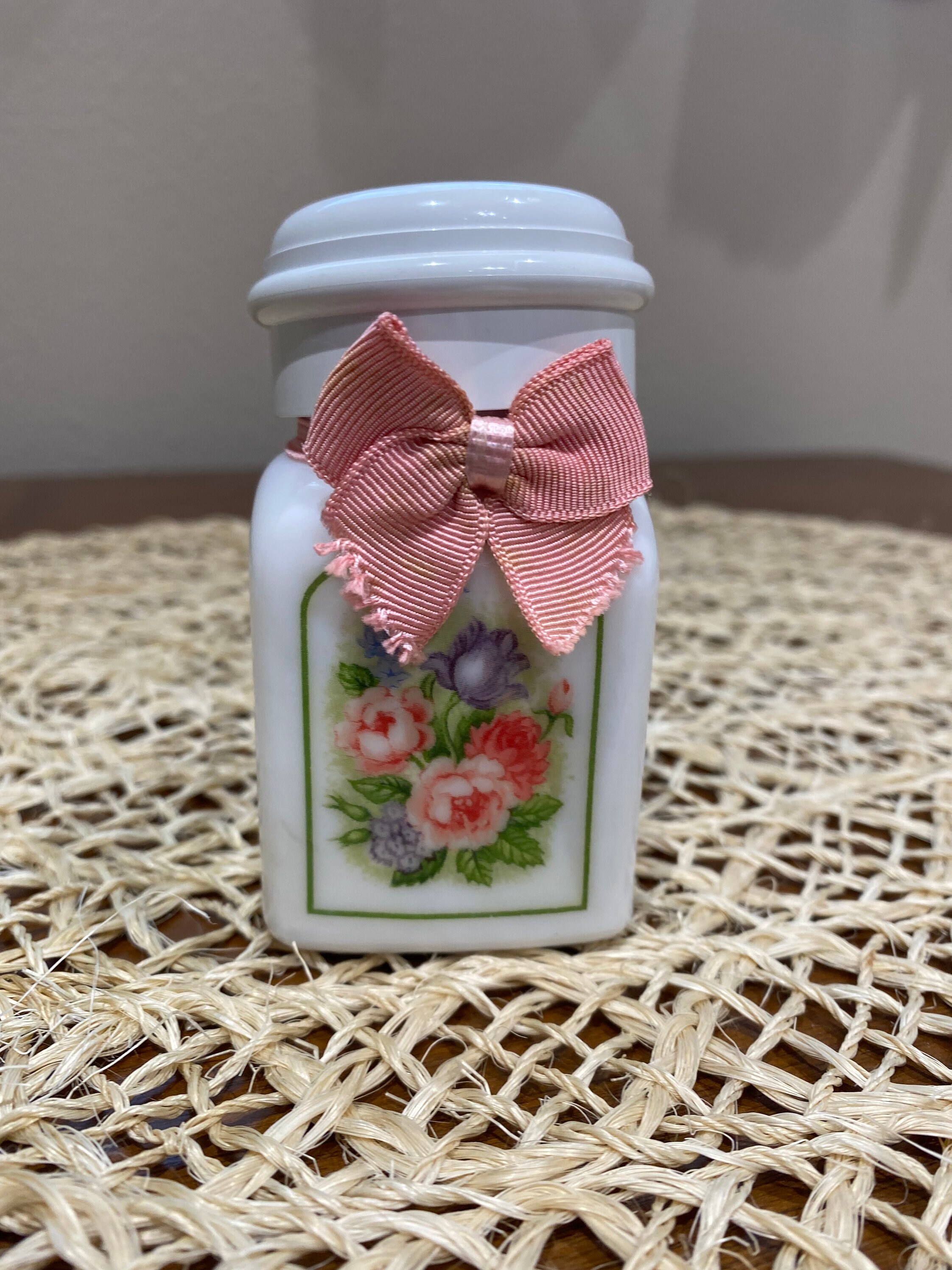 Vintage Avon Country Garden Charisma Powder Sachet, 1.25 Oz. Full in ...