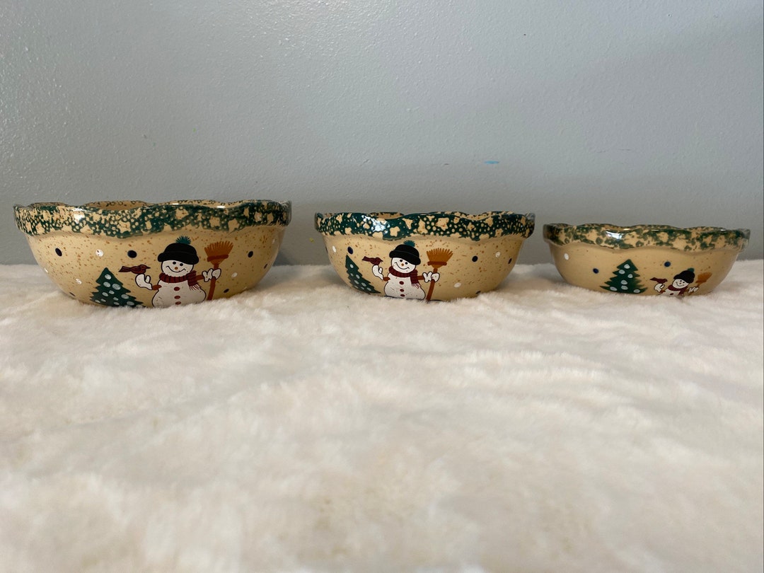 3pc ABC Distributing Inc Snowman Nesting Serving Mixing Bowls Green Rim ...