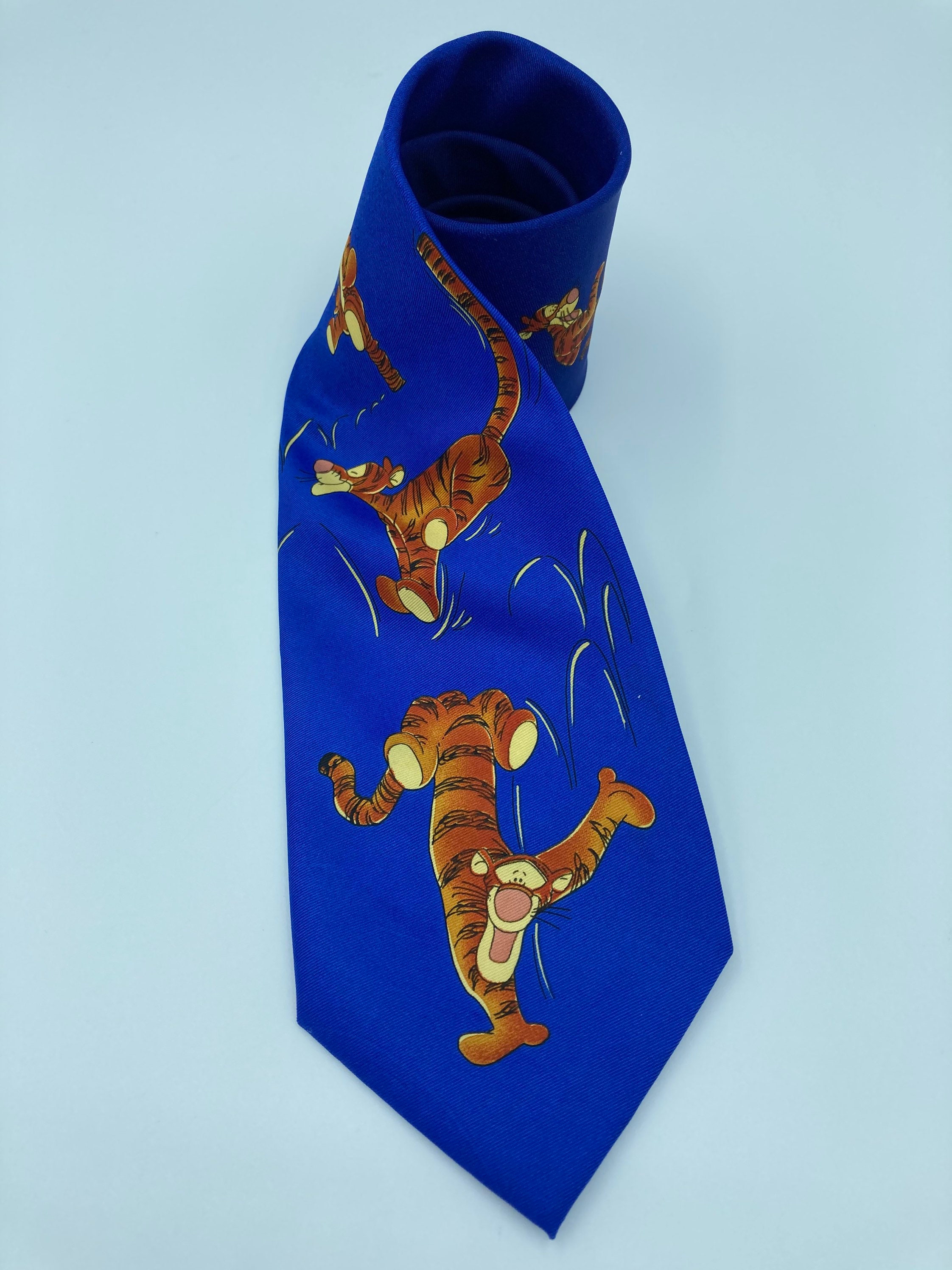 Vintage Disneys Tigger Bouncing Everywhere Necktie Hyperactivity ...