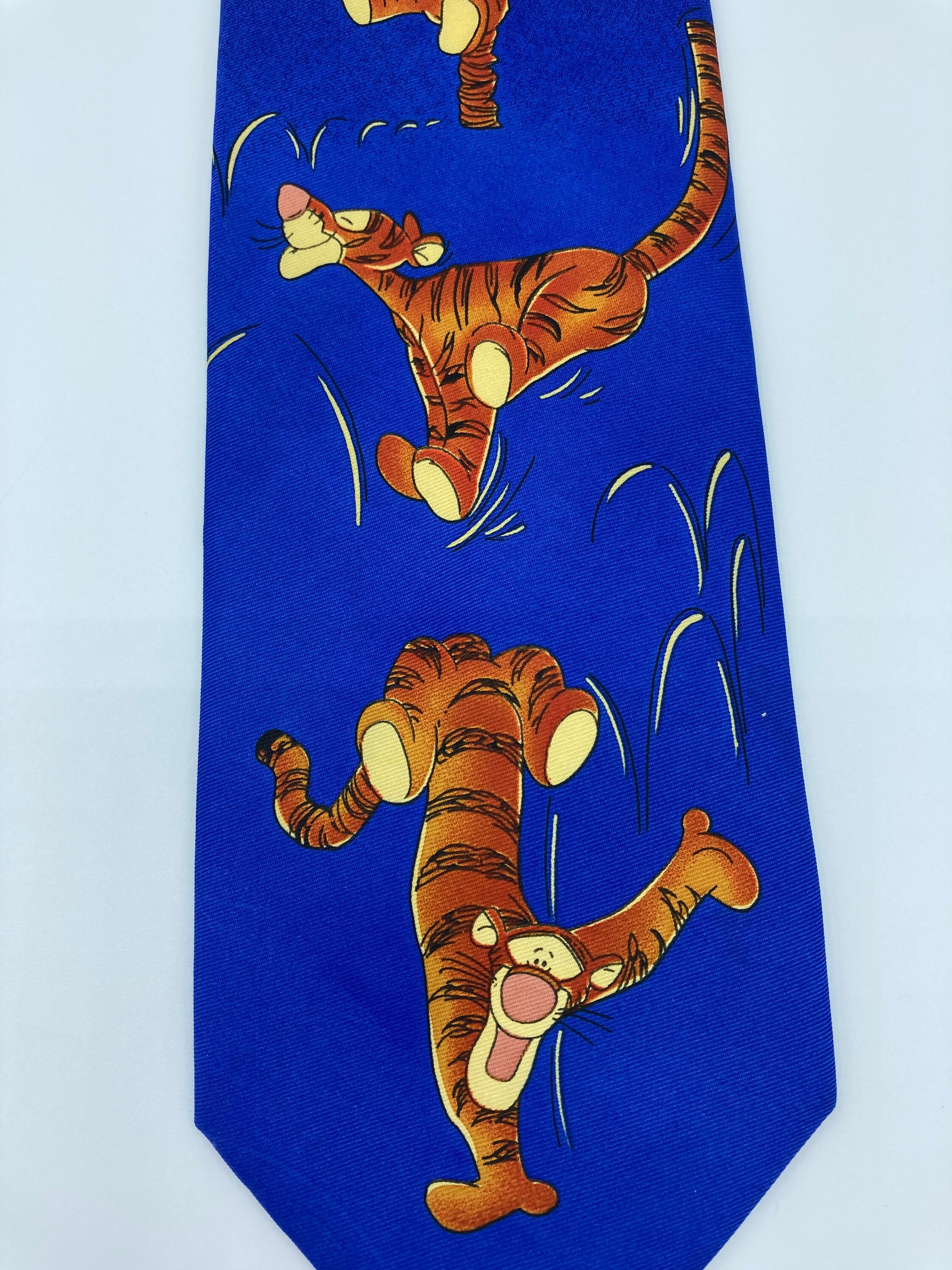 Vintage Disneys Tigger Bouncing Everywhere Necktie Hyperactivity ...
