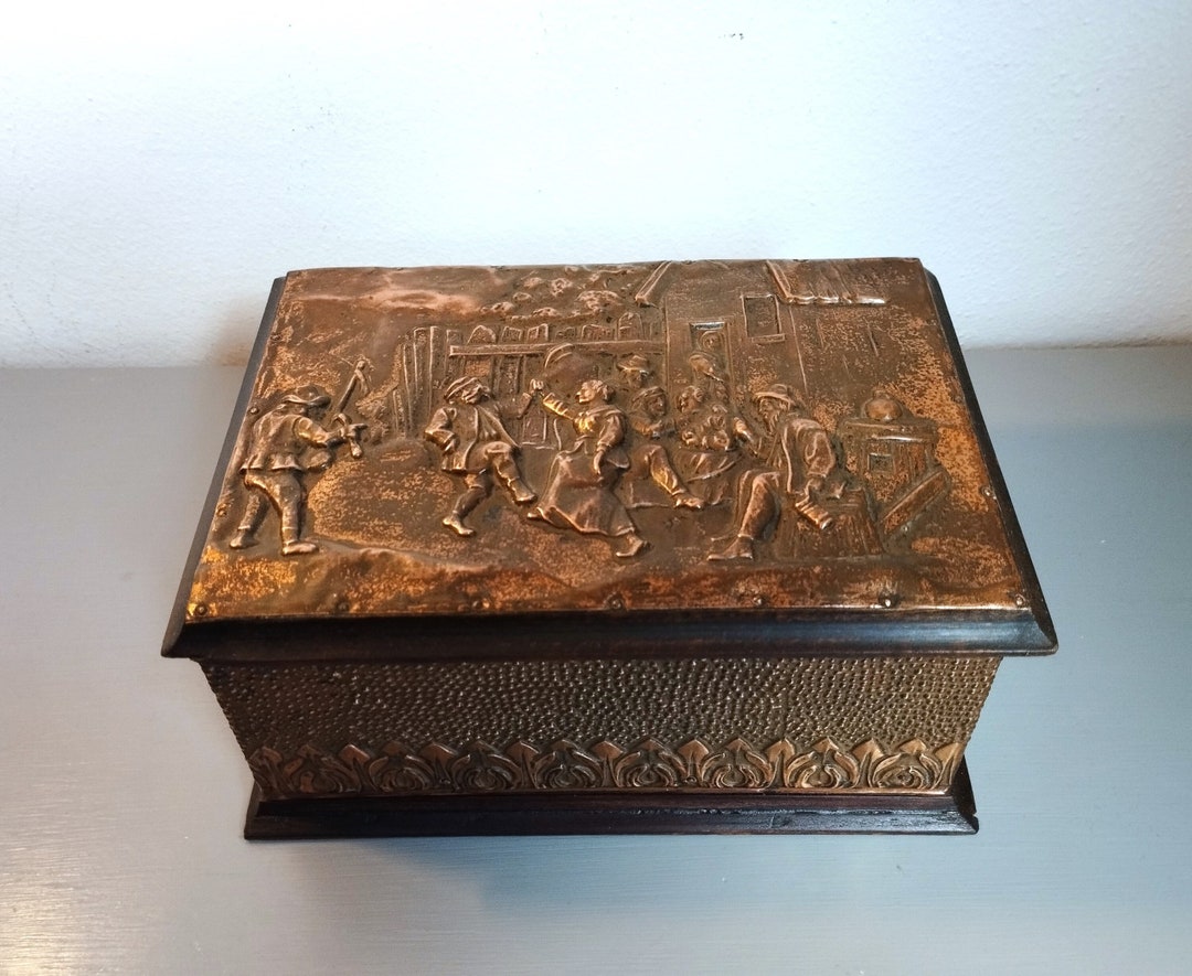 Vintage Cigars Box. French Artisan Cigar/jewellery Box With Lid ...