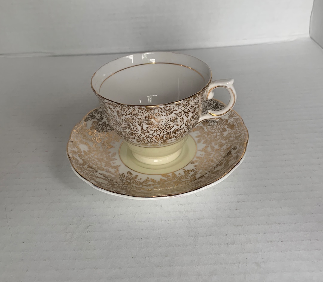 Vintage Colclough China Gold Flower and Leaf Pattern Teacup & Saucer ...