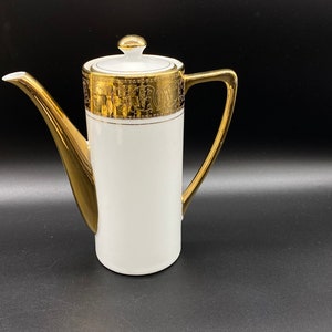 Royal Crown Imperial 22k Gold and White 6 Person Tea Set, 15 Piece ...