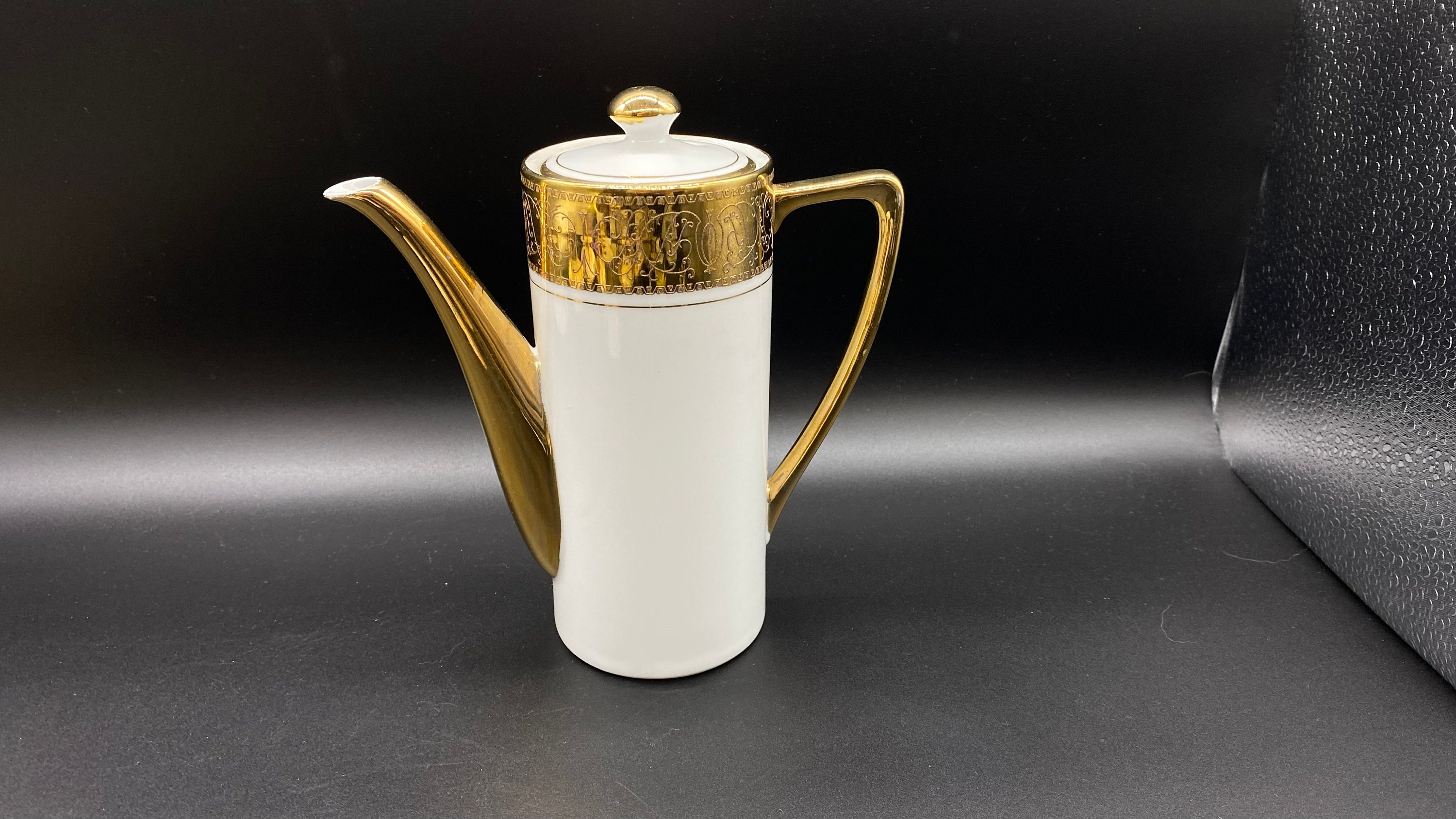 Royal Crown Imperial 22k Gold and White 6 Person Tea Set, 15 Piece ...
