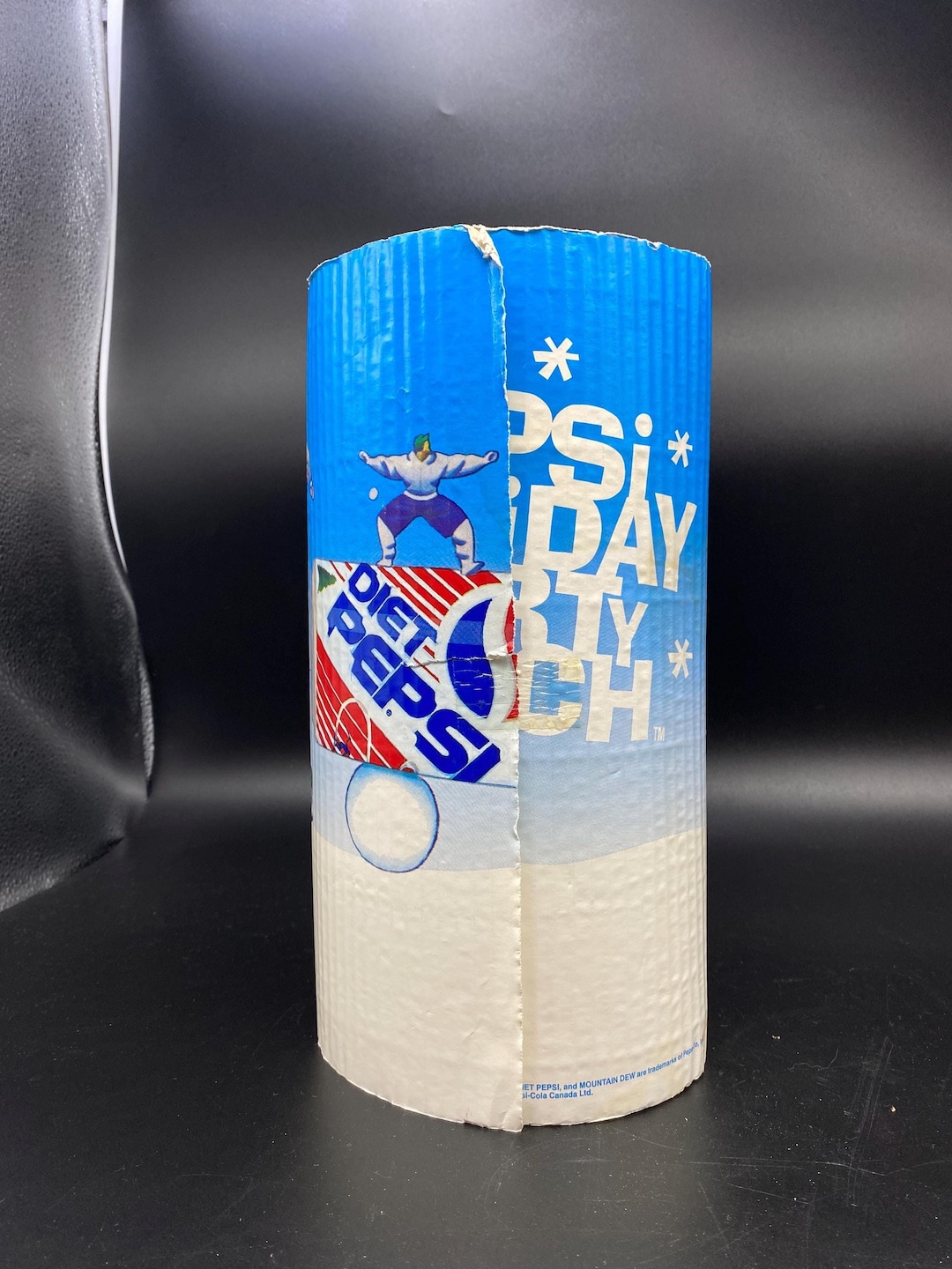 Vintage Pepsi Cola Pepsi Holiday Party Bunch Corigated Wall ...