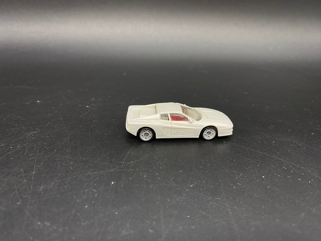 1989 Monogram Models White Ferrari Testarossa Racing Car Toy, 2” White ...